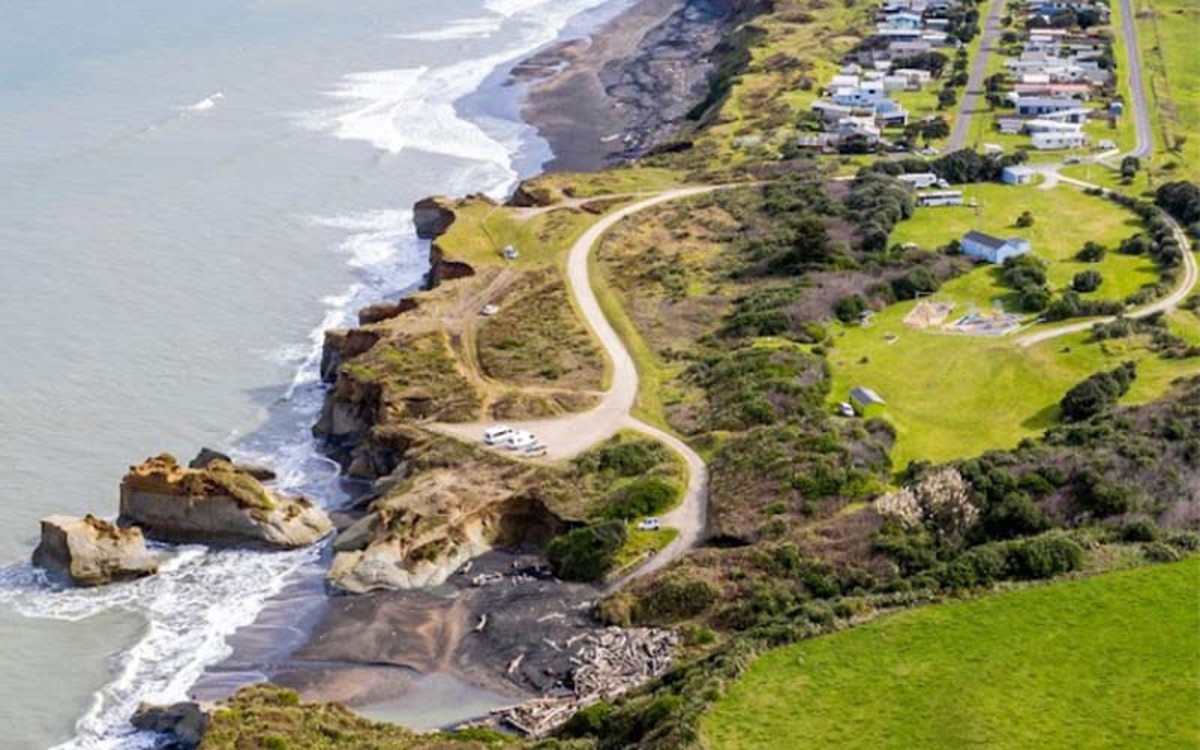 Waverley Beach Campground - Overland Navigator by Overland NZ